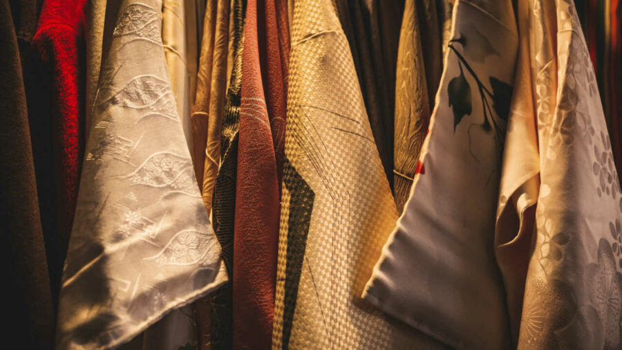 What is lotus silk: Characteristics and products - ECOSILKY